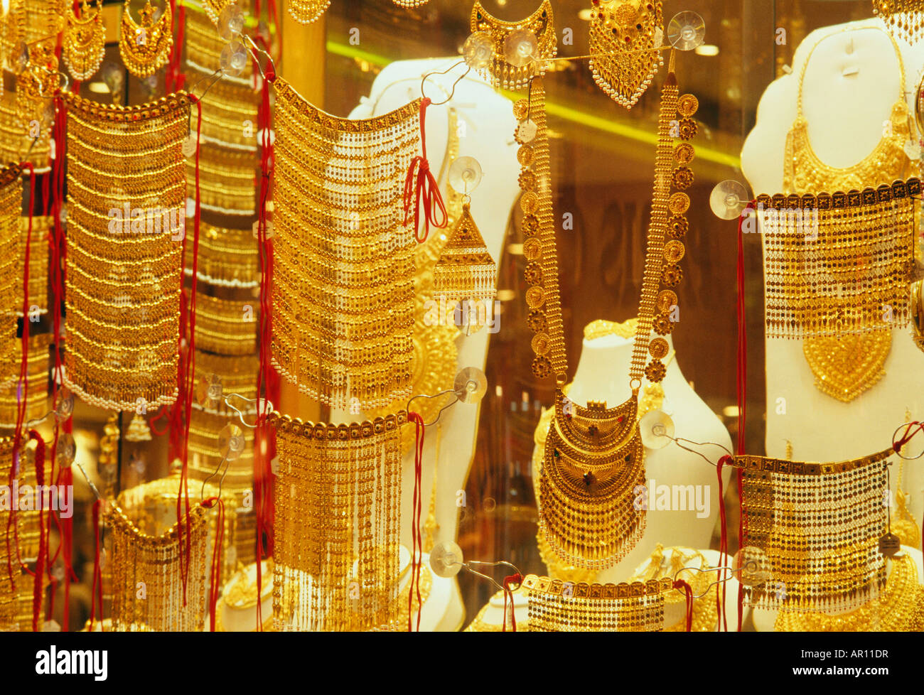Gold suspended hi-res stock photography and images - Alamy