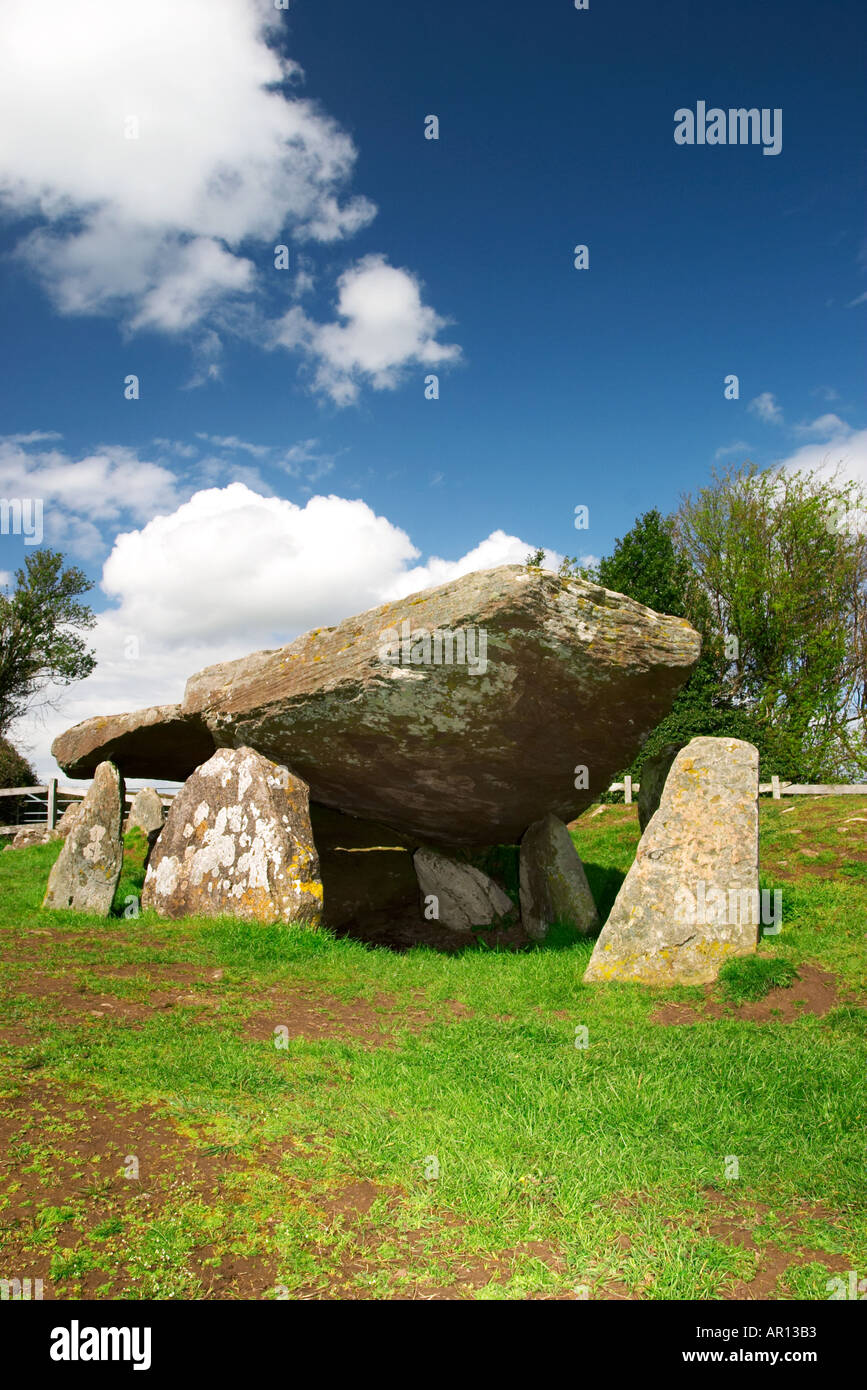 Arthurs stone dorstone herefordshire neolithic hi-res stock photography ...
