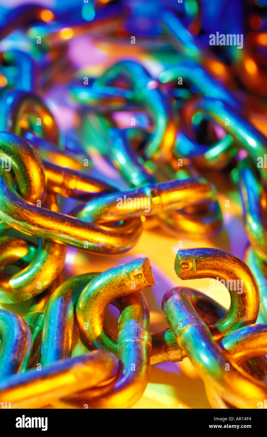 Weakest link hi-res stock photography and images - Alamy