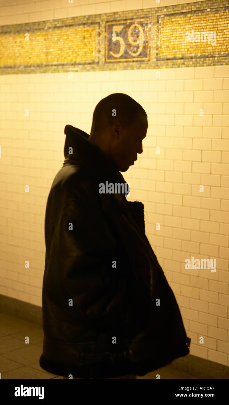 Standing stand sideview side view profile hi-res stock photography and ...