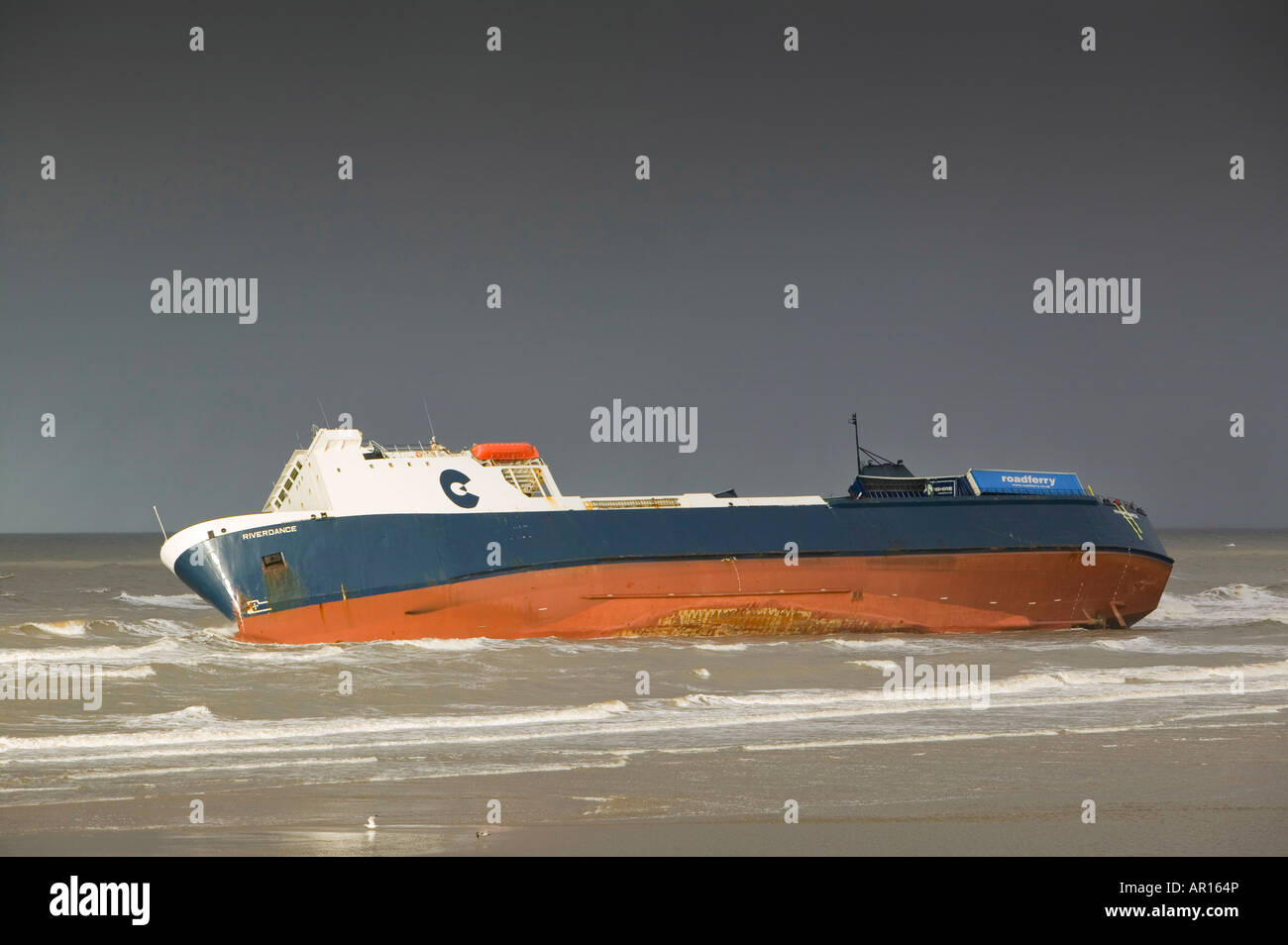 Beached ferry riverdance hi-res stock photography and images - Alamy