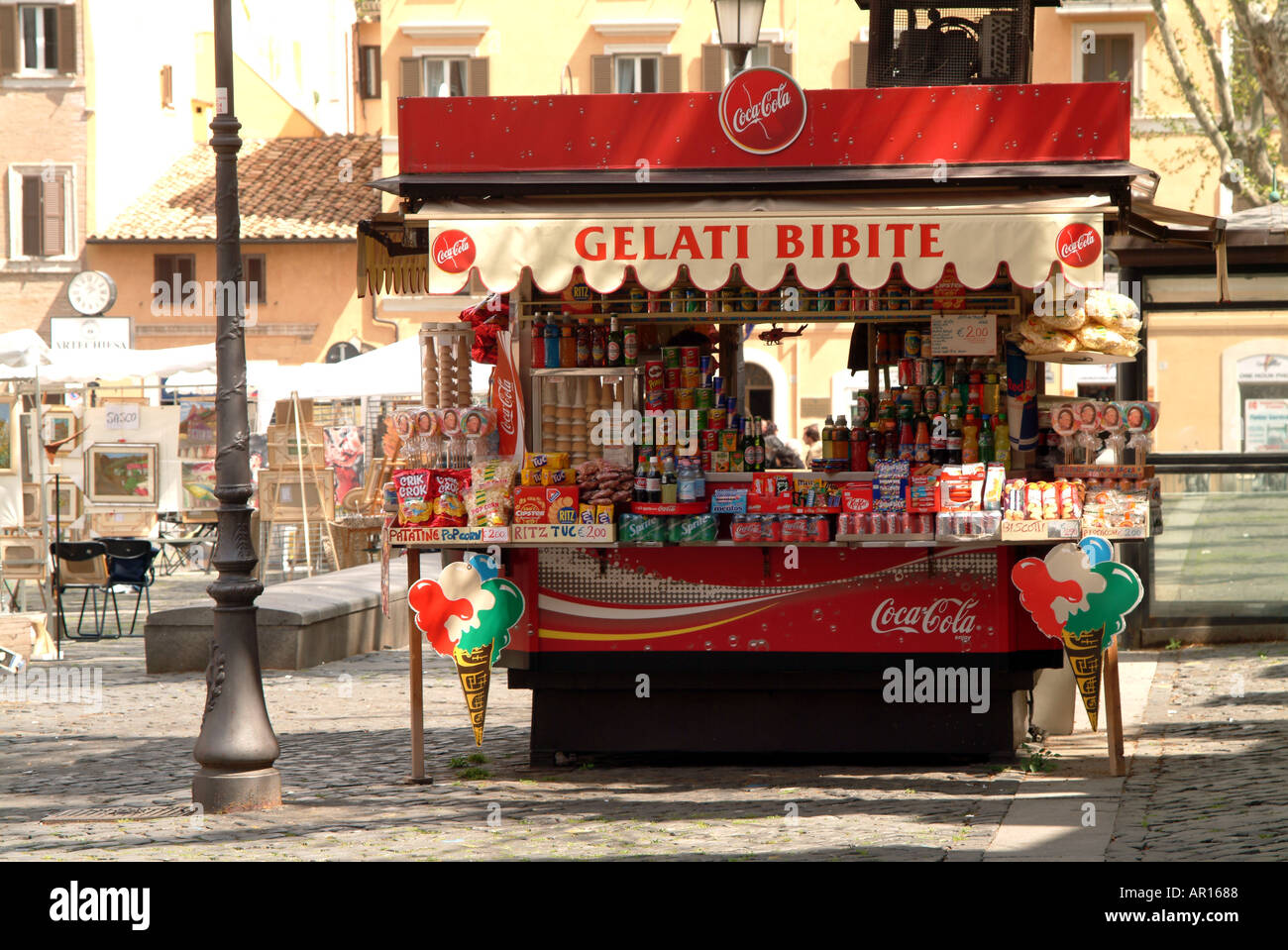 Ice cream stand italy hi-res stock photography and images - Alamy