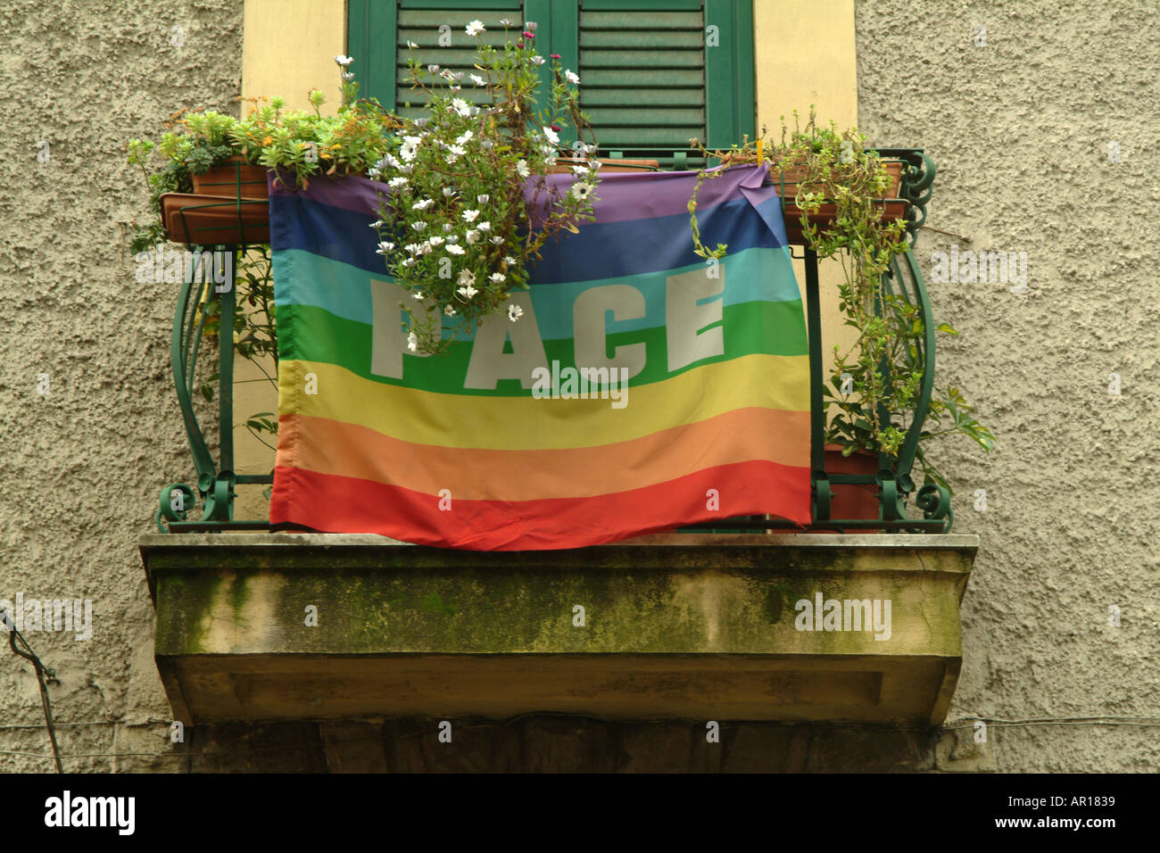 Pace flag italy hi-res stock photography and images - Alamy