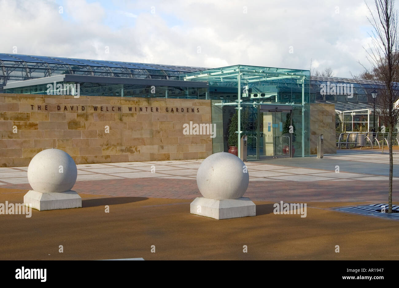 David welch garden hi-res stock photography and images - Alamy