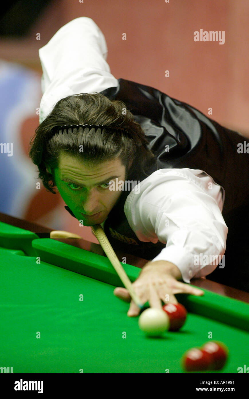 Ronnie osullivan table hi-res stock photography and images - Alamy