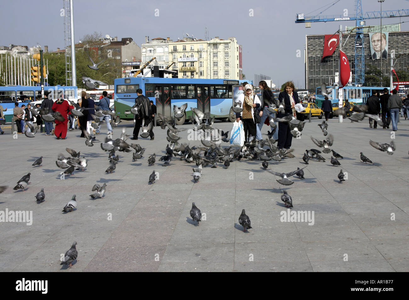 Istanbul turkey square hi-res stock photography and images - Alamy
