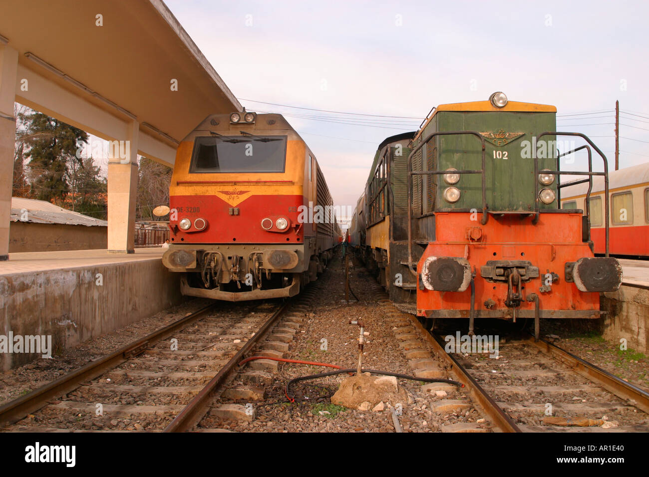 Damascus railway station hi-res stock photography and images - Alamy