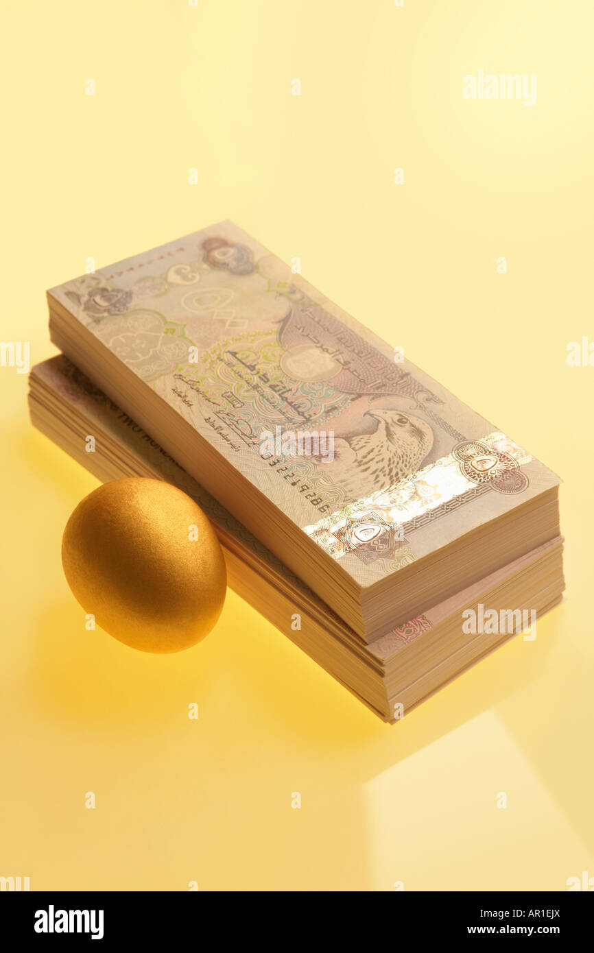 Bundles of Arab Money Stock Photo - Alamy