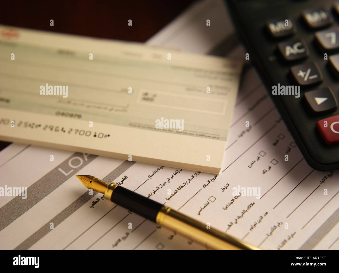 Cheque process hi-res stock photography and images - Alamy
