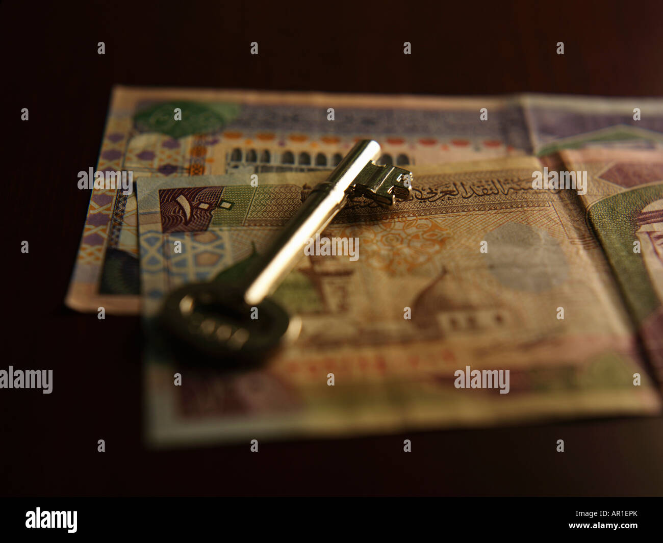 Arab Money and Key Stock Photo - Alamy