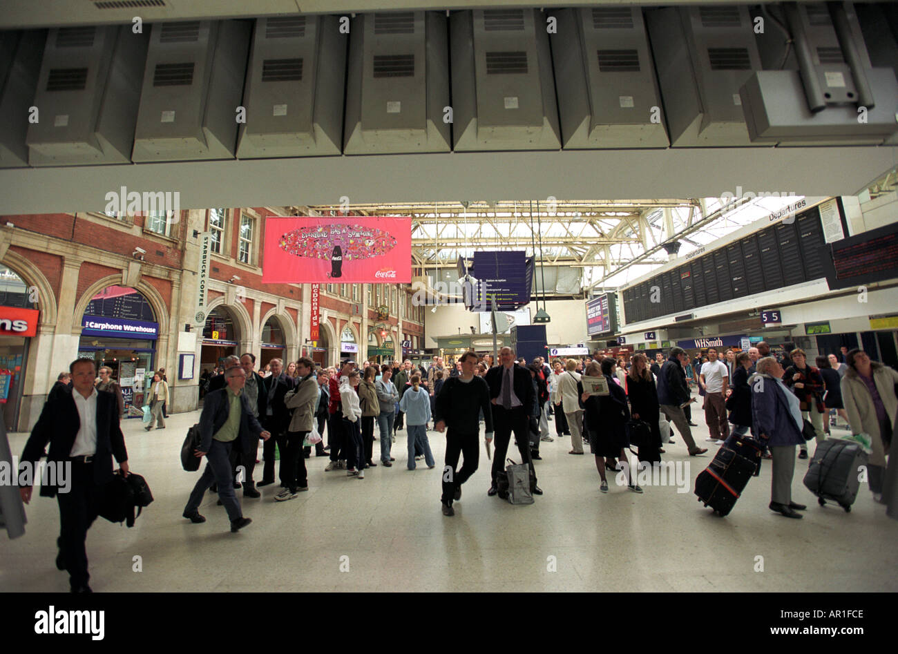 Interior of Waterloo Station in London England UK Stock Photo - Alamy