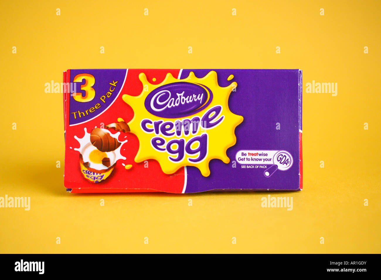 Cadburys cream egg hi-res stock photography and images - Alamy