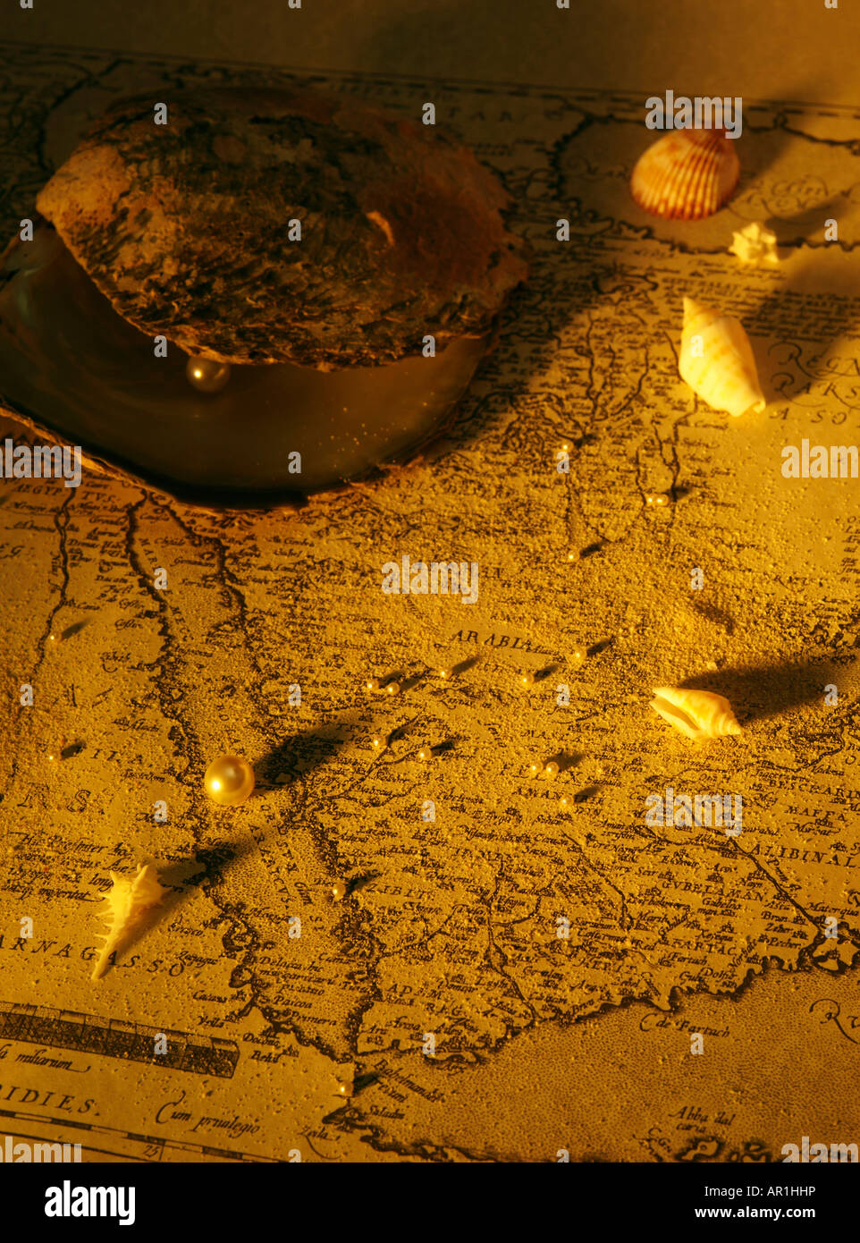 Pearl on a map hi-res stock photography and images - Alamy