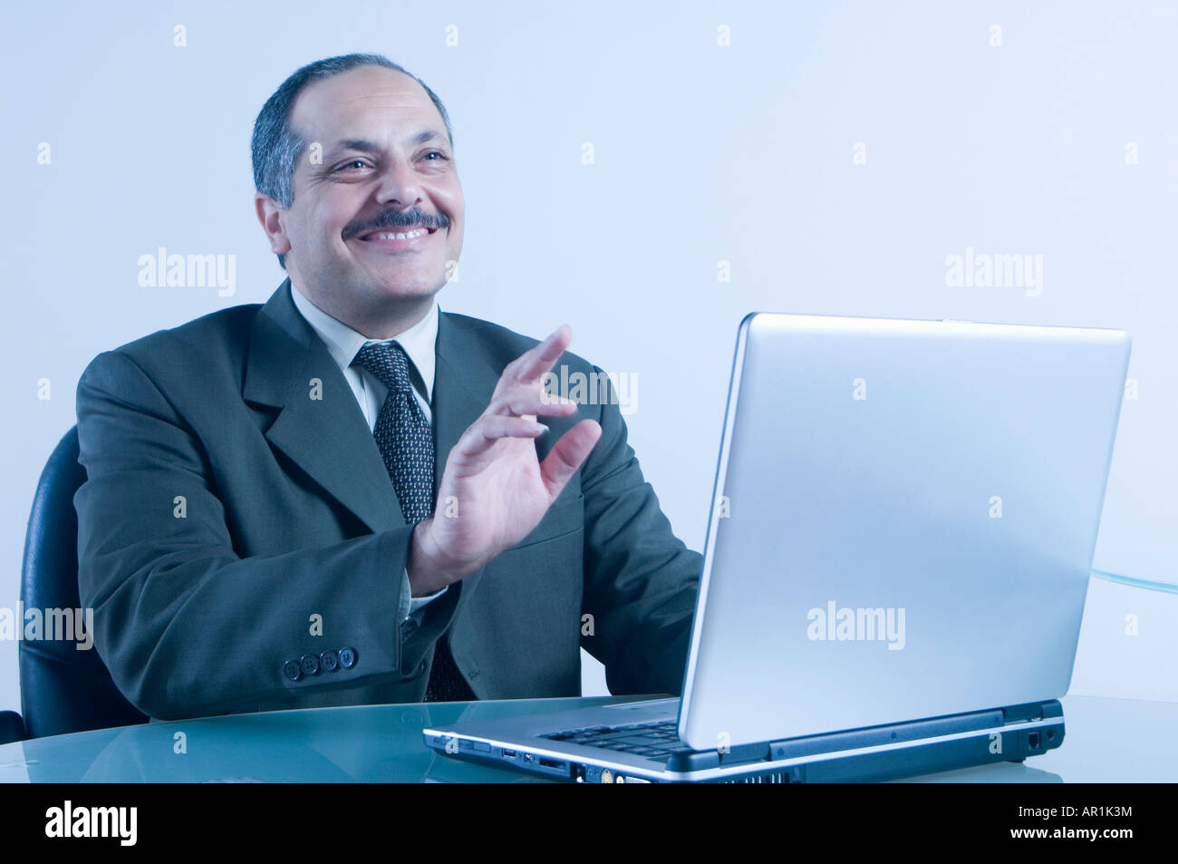 Business man at the computer Stock Photo - Alamy