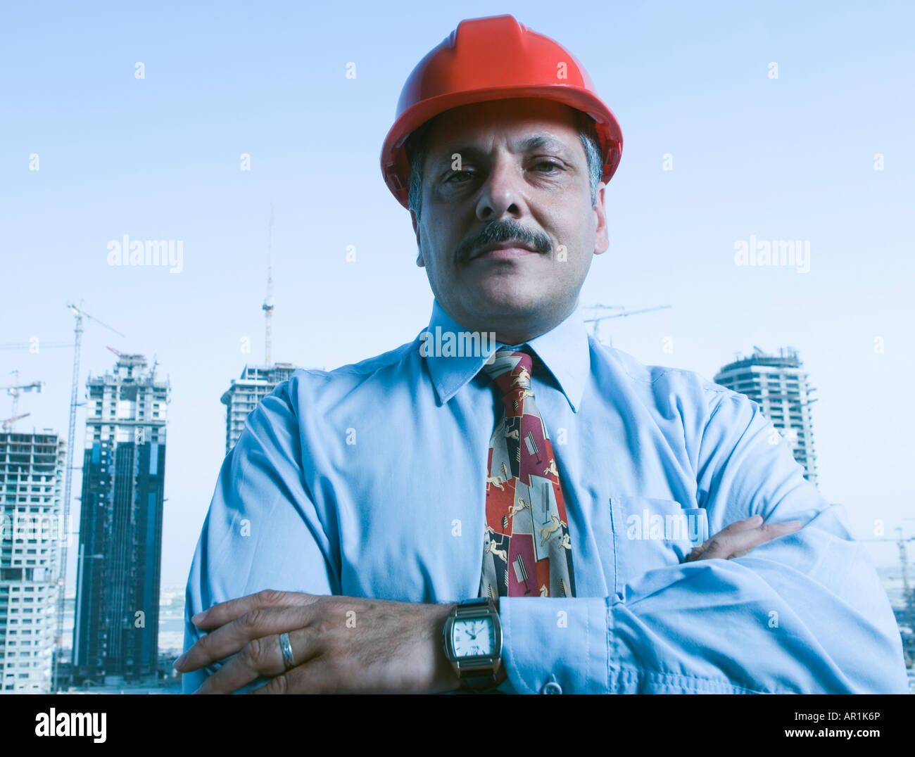 Worker in the side of a building hi-res stock photography and images ...