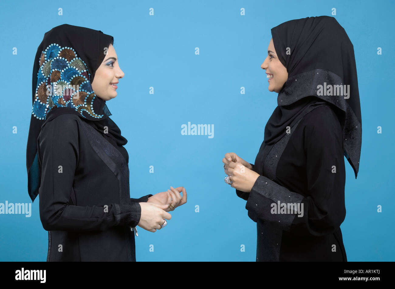 Two Arab Ladies talking Stock Photo - Alamy