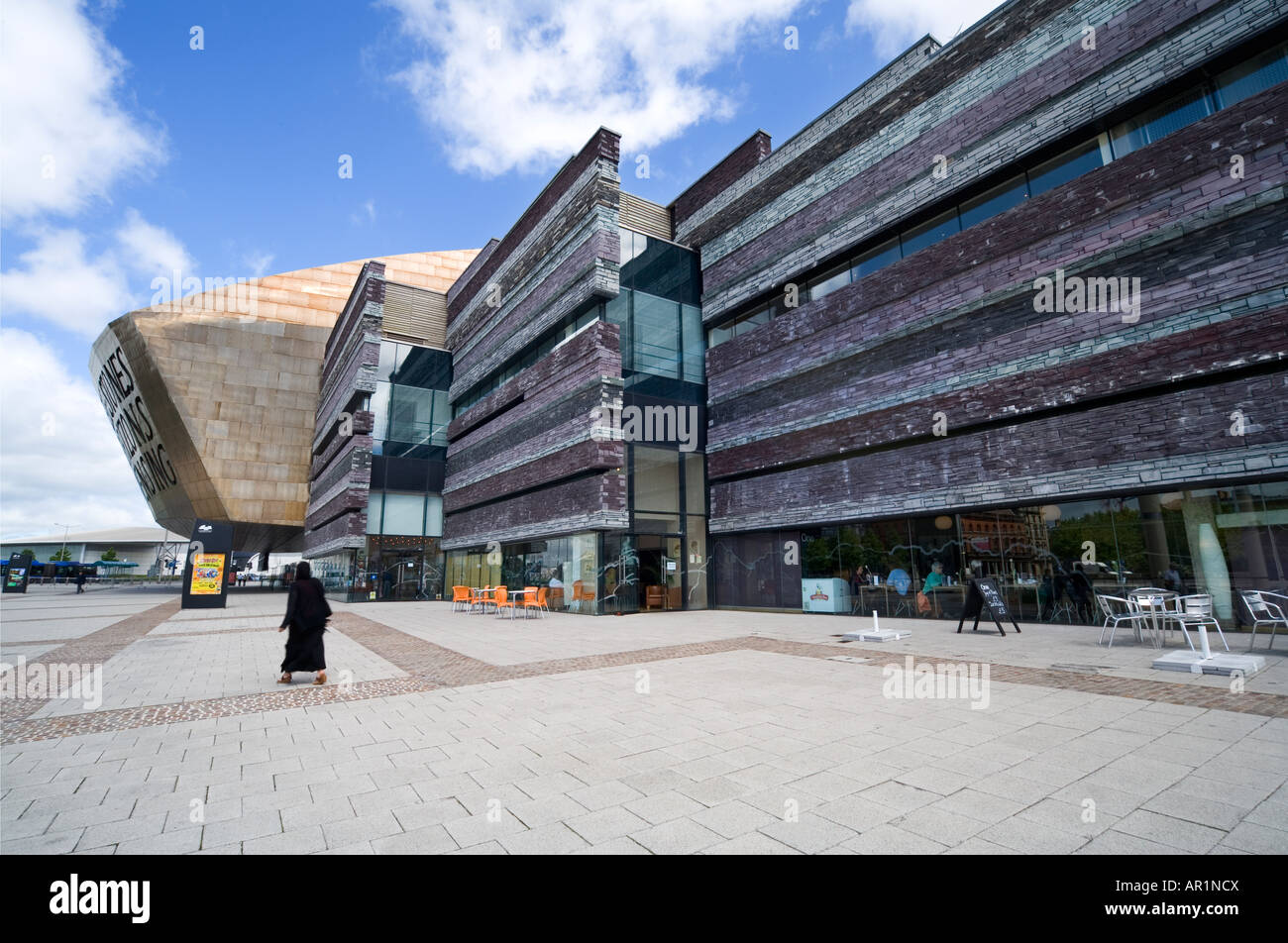 Slate wall cladding hi-res stock photography and images - Alamy