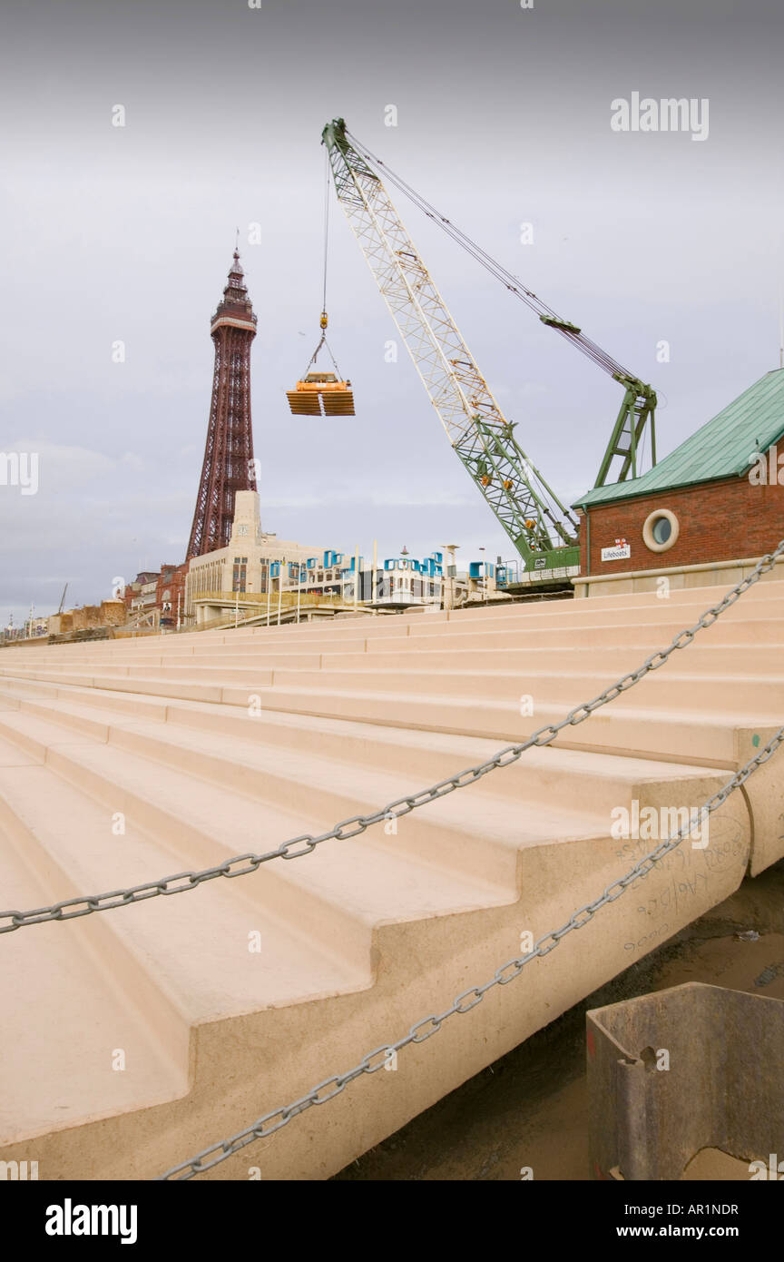 Building new sea wall flood defences in Blackpool to protect the town ...