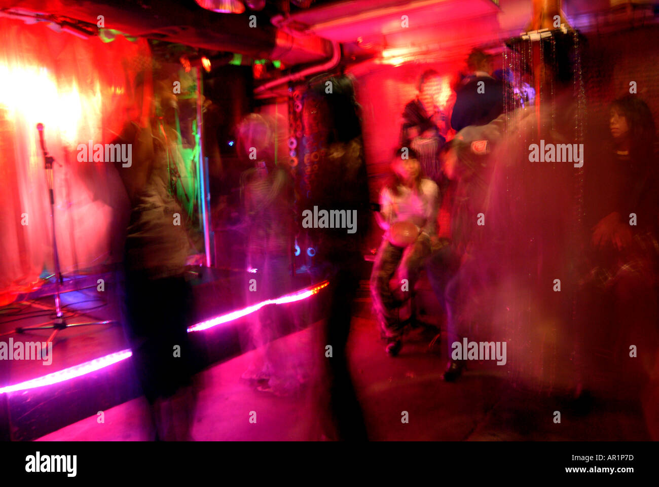 Disco dance audience metro kyoto japan rave hi-res stock photography ...