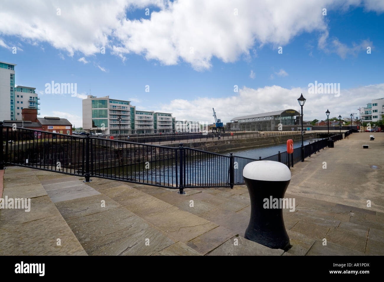 Cardiff dock hi-res stock photography and images - Alamy