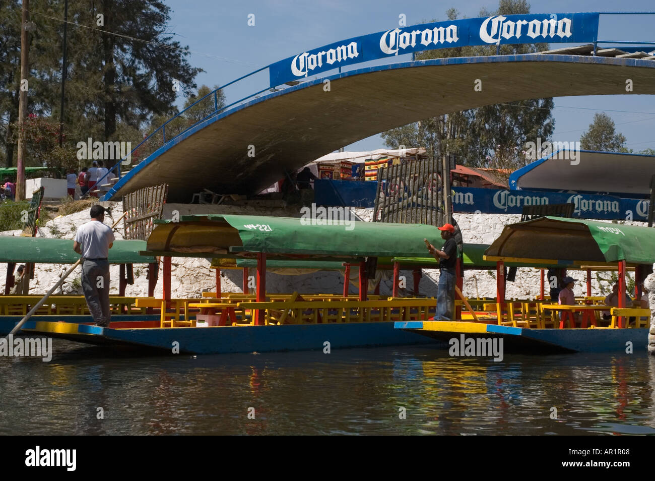 Canal boatmen hi-res stock photography and images - Alamy