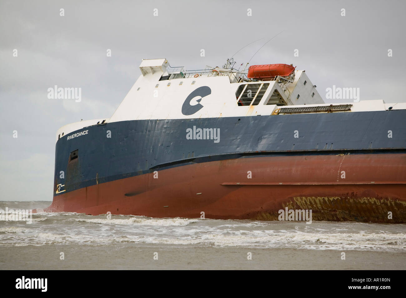 Cargo ship lifeboat storm hi-res stock photography and images - Alamy