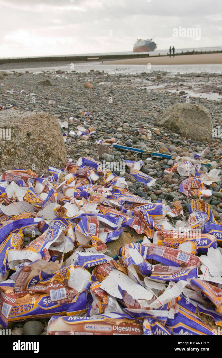 Washed ashore cargo hi-res stock photography and images - Alamy