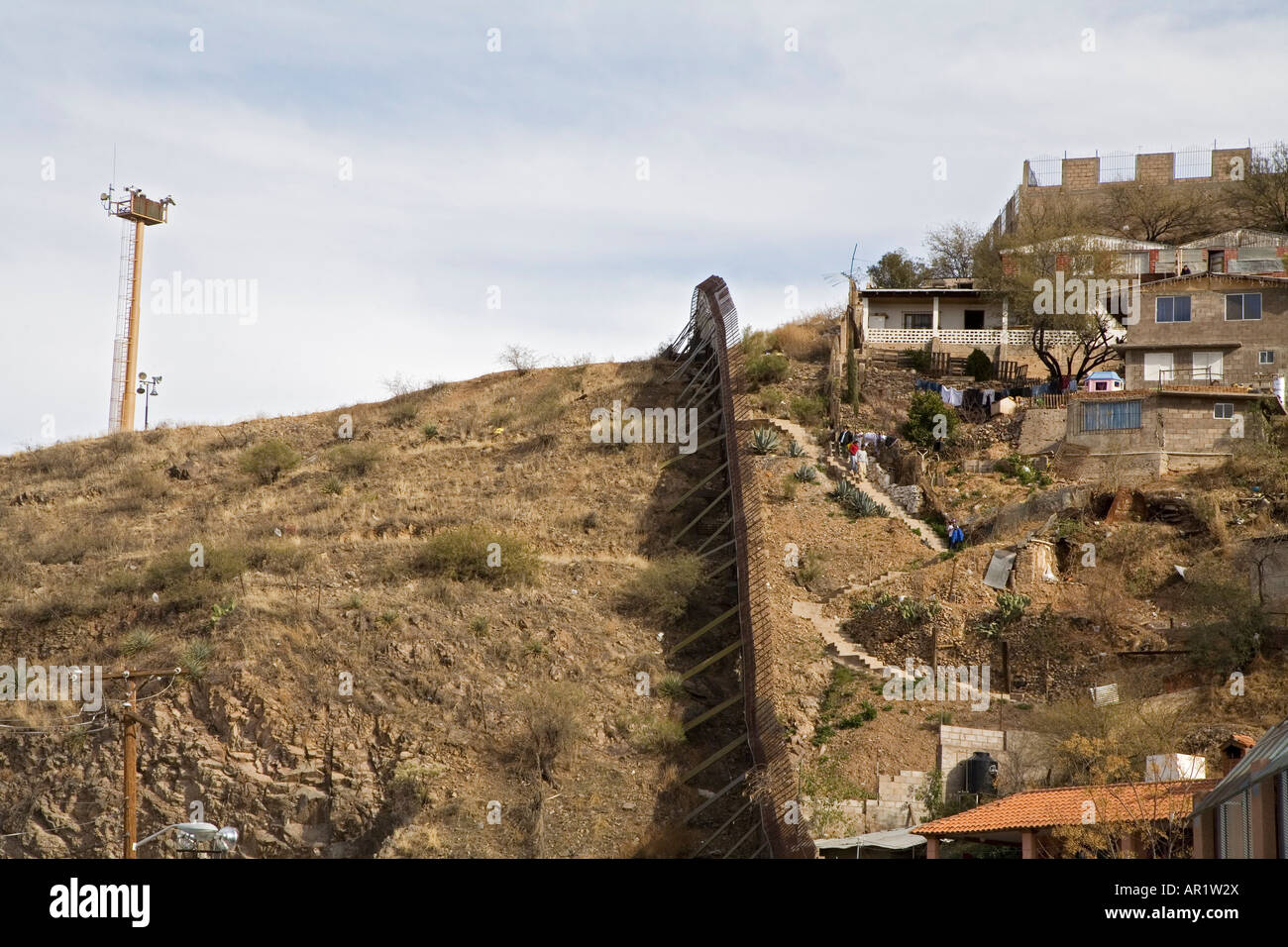 The us mexico border hi-res stock photography and images - Alamy