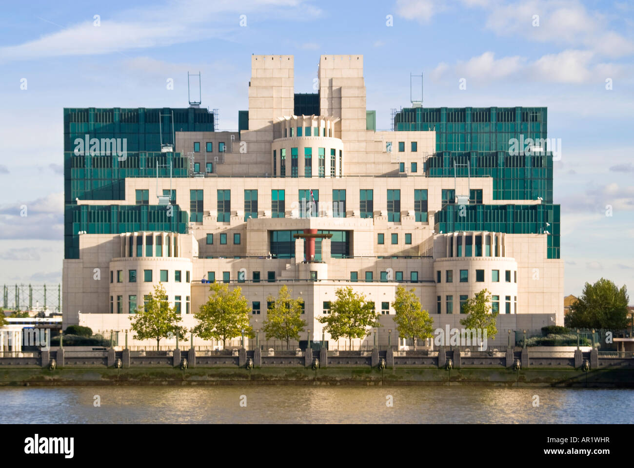 Horizontal view across the River Thames of the SIS building, aka the ...