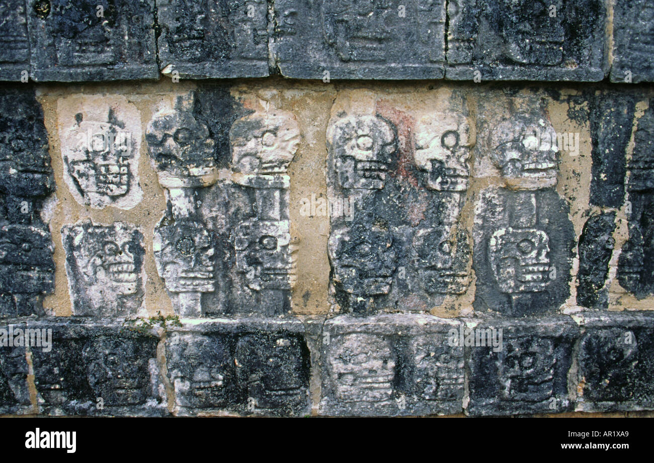 Tzompantli platform skulls chichen itza hi-res stock photography and ...