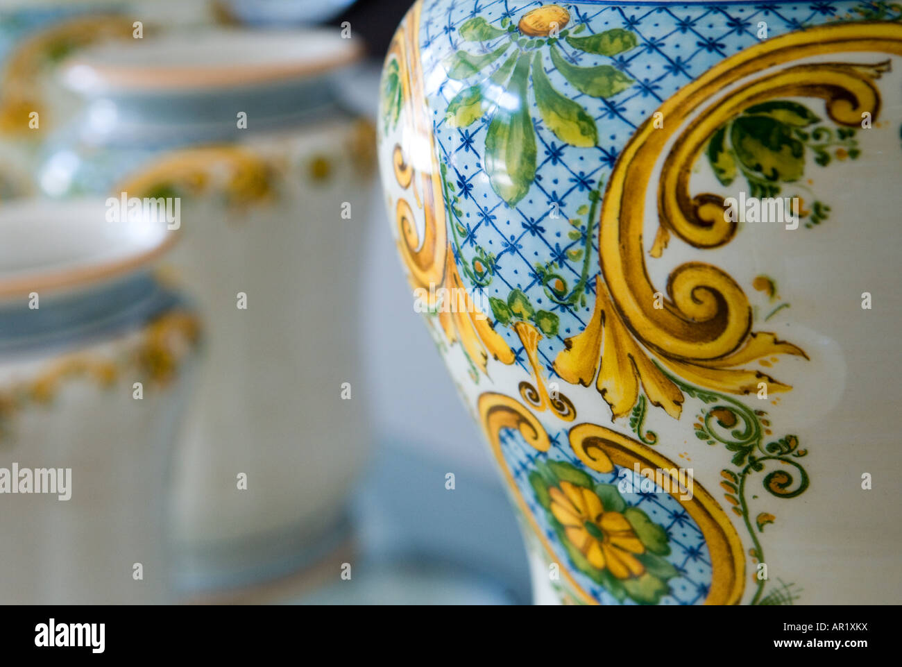 Castelli abruzzo hi-res stock photography and images - Alamy