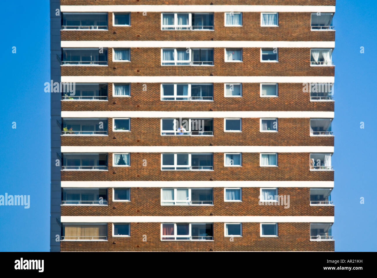 1960s tower block hi-res stock photography and images - Alamy