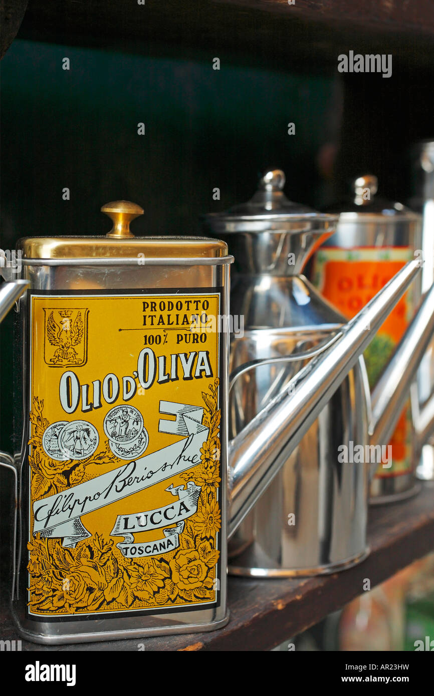 Empty paint containers hi-res stock photography and images - Alamy