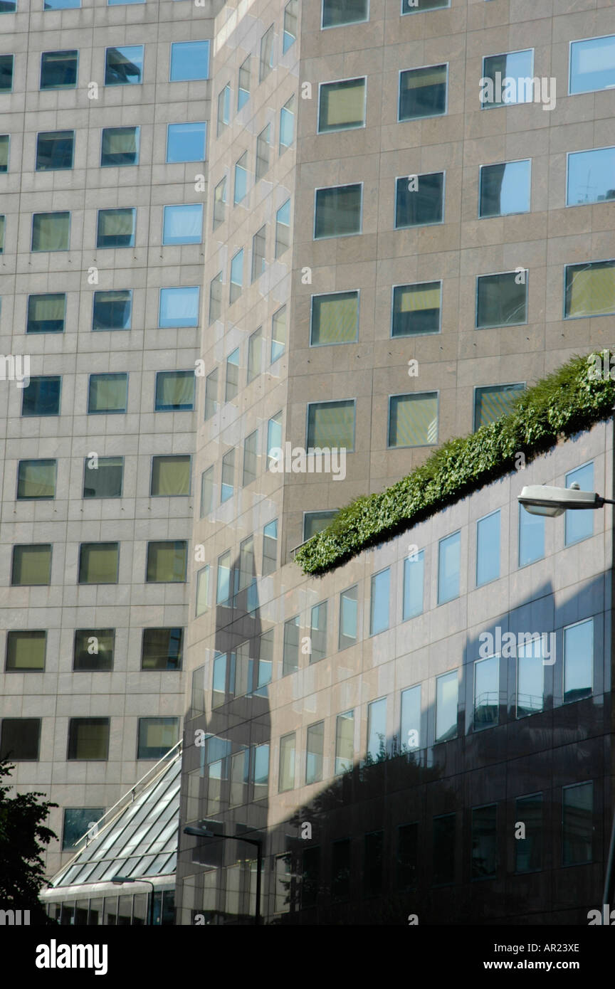 Modern office building at No 1 One London Bridge Stock Photo - Alamy