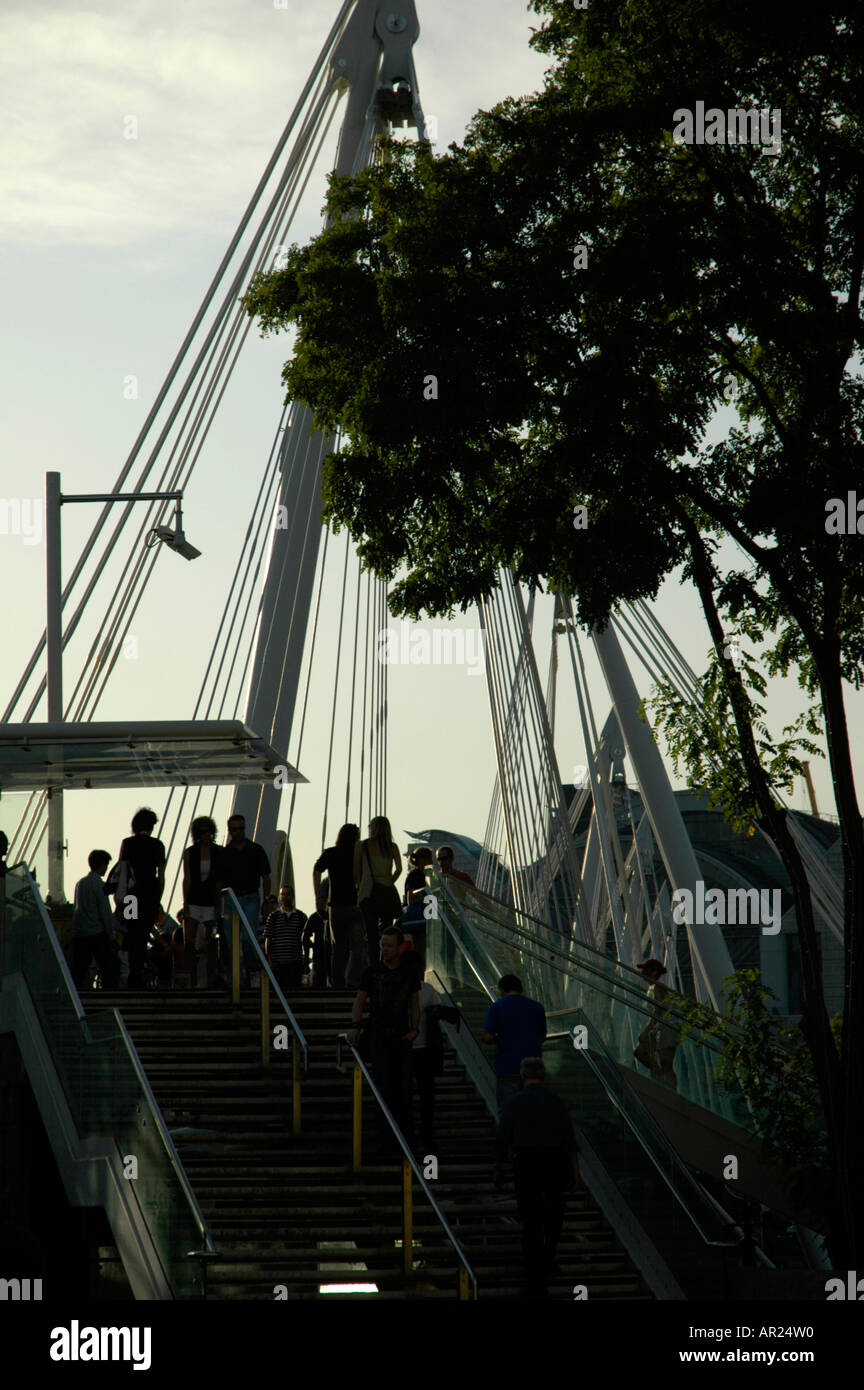 Golden jubilee bridge steps hi-res stock photography and images - Alamy