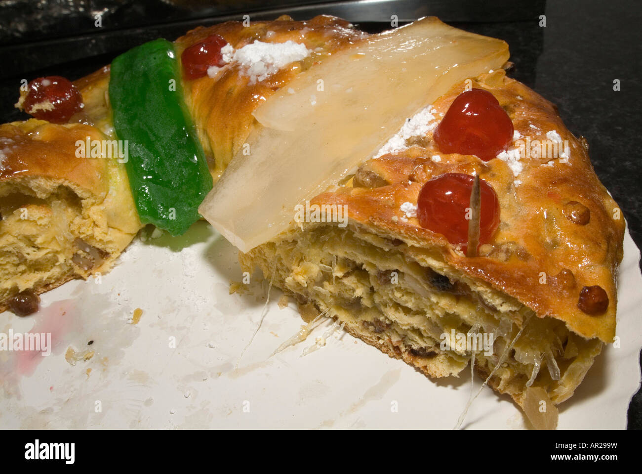 Cake bolo rei hi-res stock photography and images - Alamy