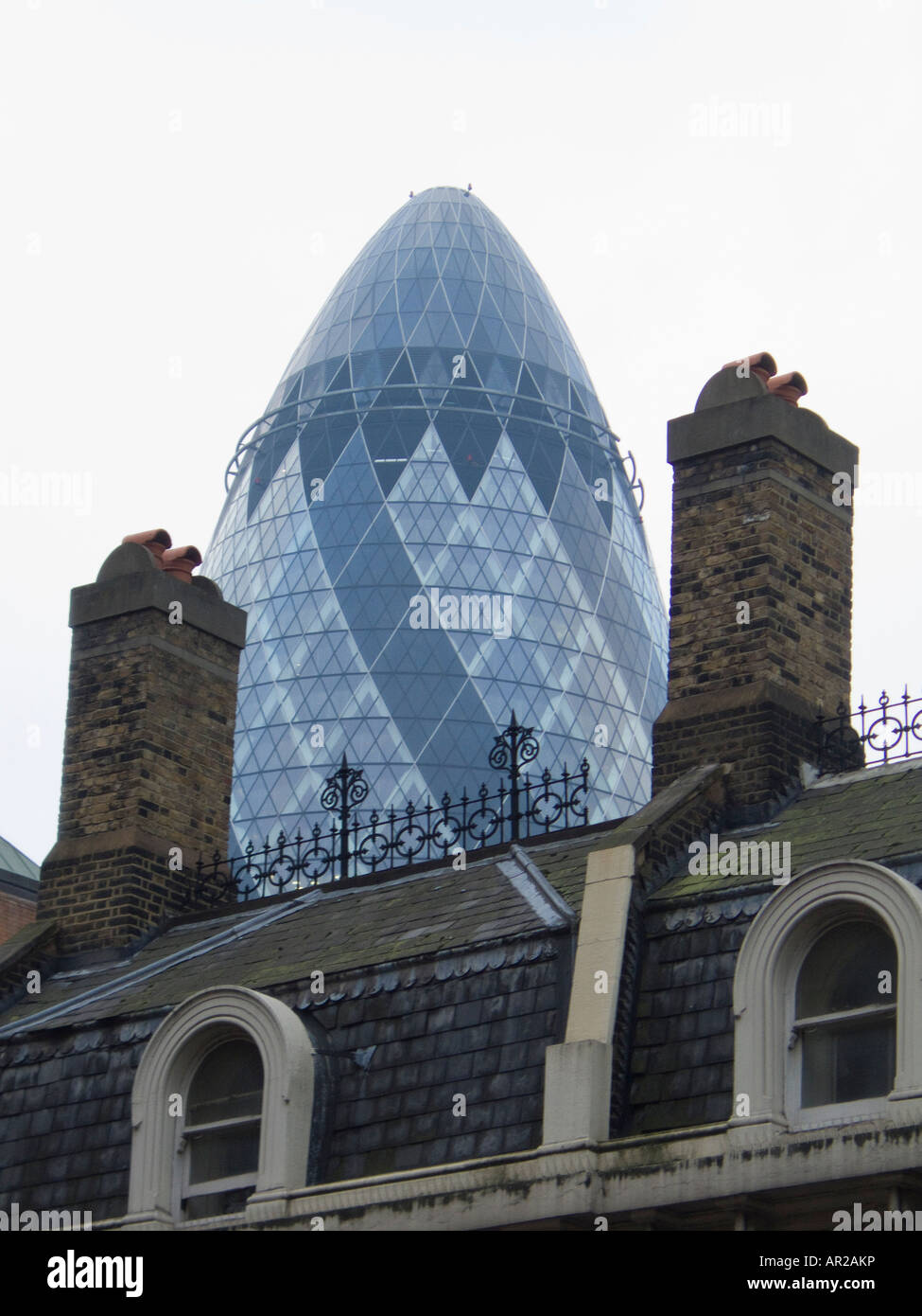 The Swiss Re building / Gherkin Stock Photo - Alamy