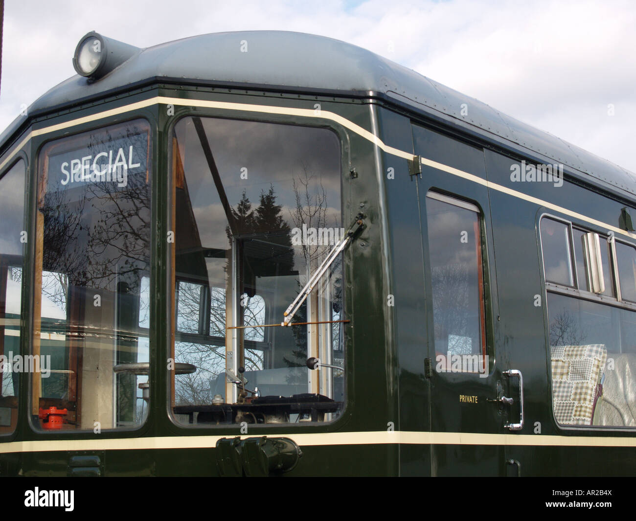 Carriage windows hi-res stock photography and images - Alamy