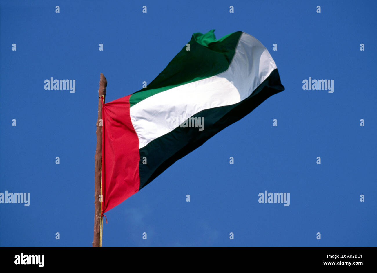 Flag on uae flagpole hi-res stock photography and images - Alamy