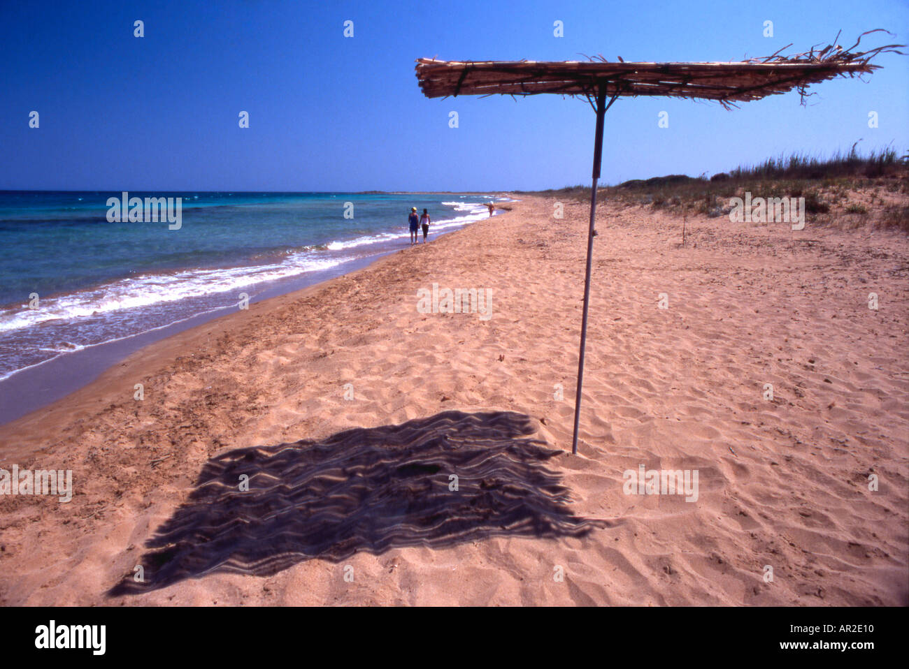 Nice clean secluded beach hi-res stock photography and images - Alamy