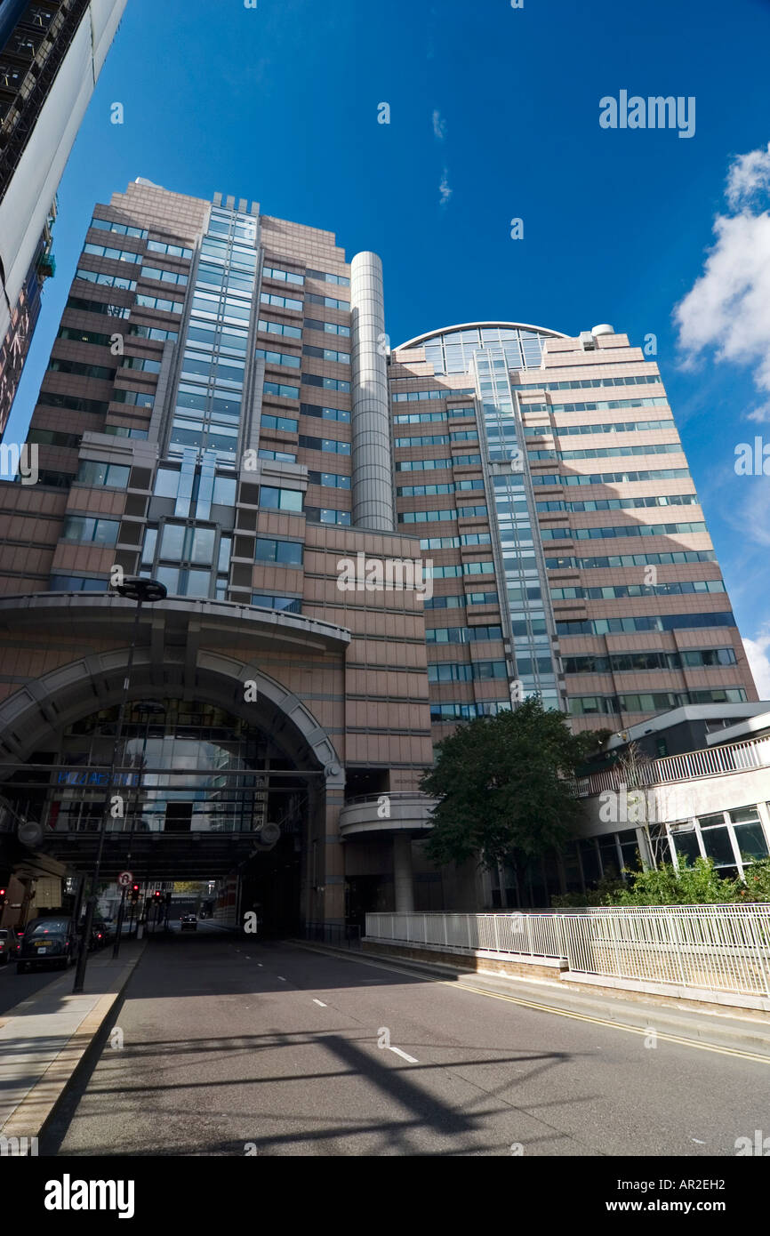 JP Morgan London headquarters at 125 London Wall A Stock Photo - Alamy
