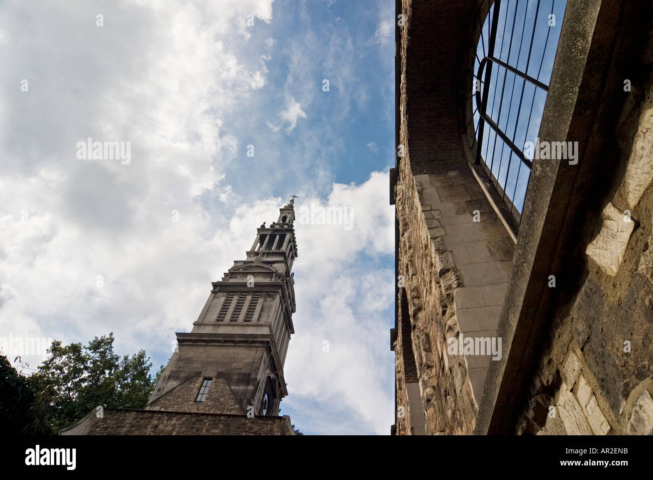 Christ Church Greyfriars at Newgate Street London Rebuilt in 1687 after ...