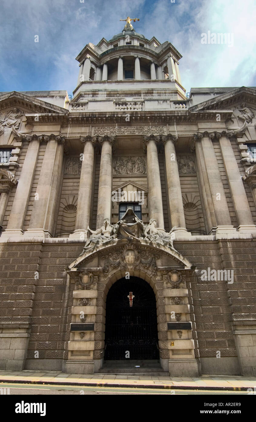 The Old Bailey central criminal court London Designed by E W Mountford ...