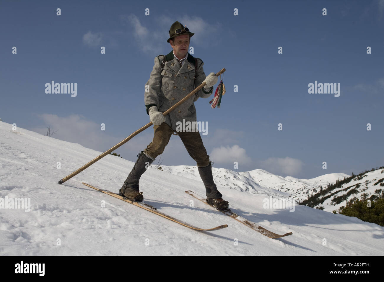 Old man skiing hi-res stock photography and images - Alamy