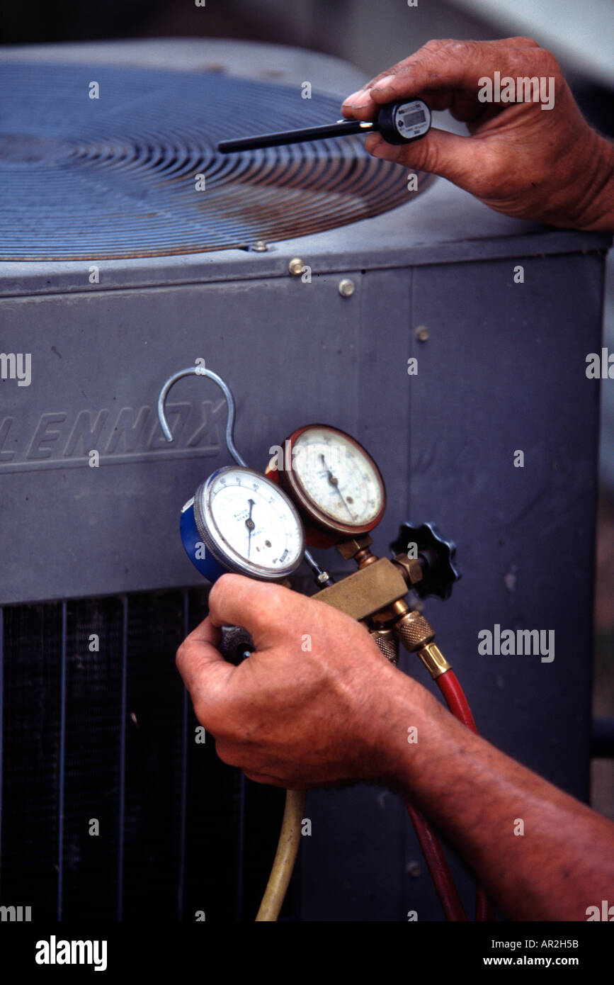 Freon levels hi-res stock photography and images - Alamy Freon levels hi-res stock photography and images - Alamy