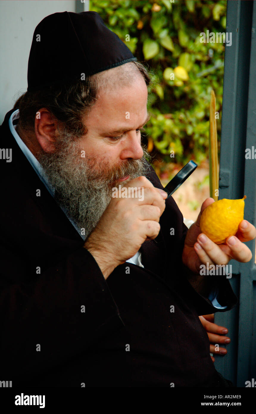 Rabbi rosen hi-res stock photography and images - Alamy