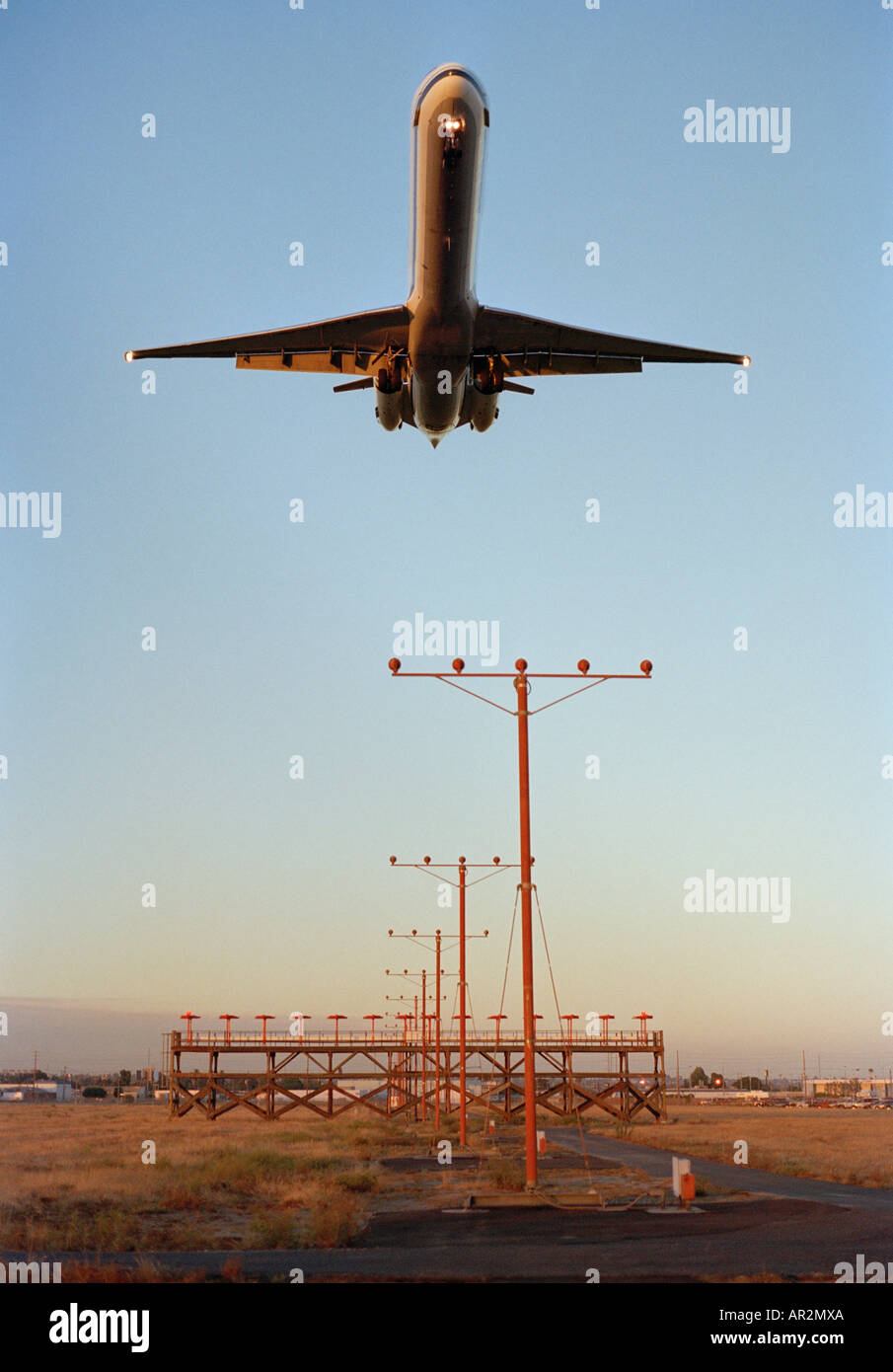 Airplane landing field hi-res stock photography and images - Alamy