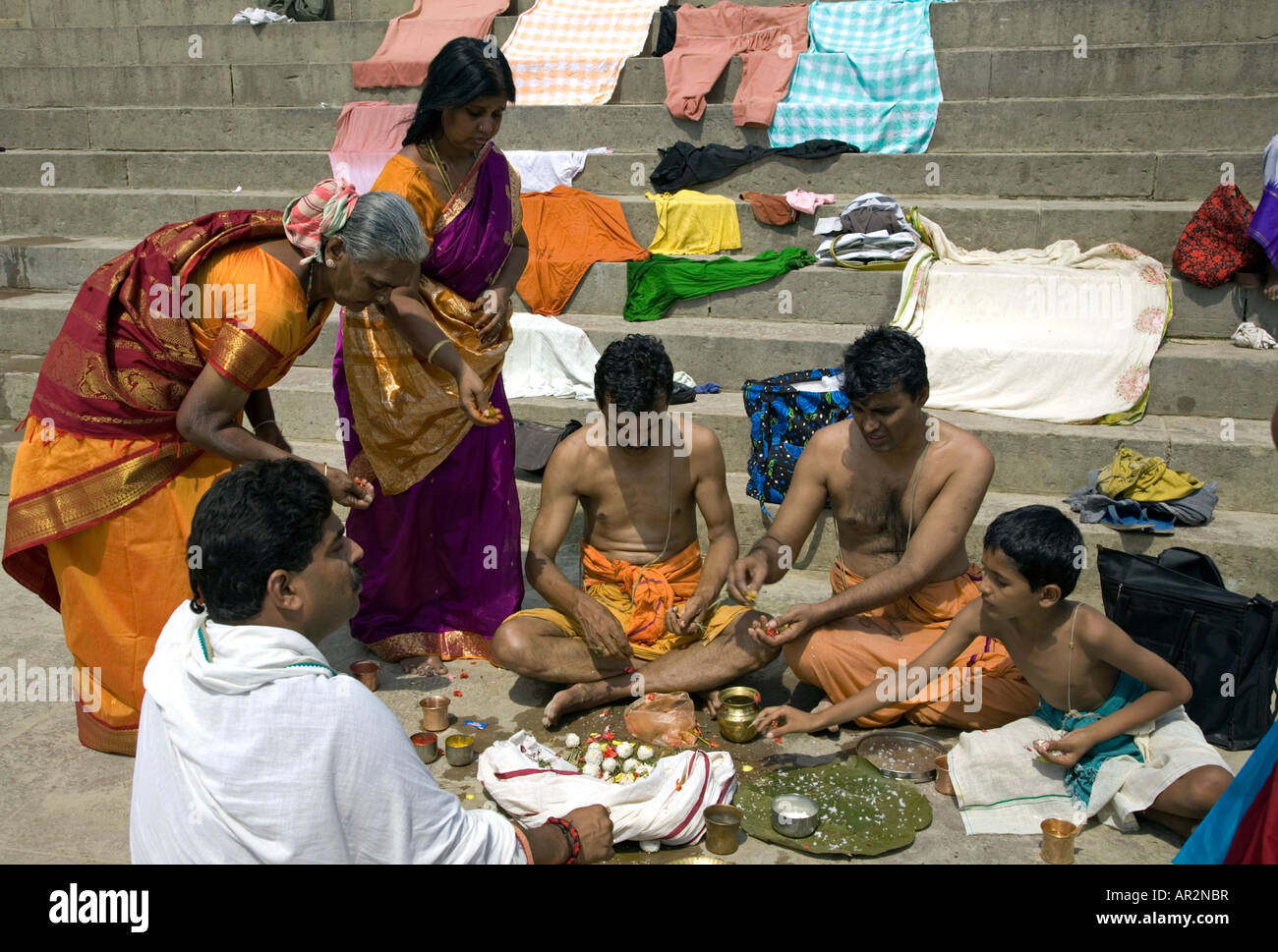 Dandi ritual hi-res stock photography and images - Alamy