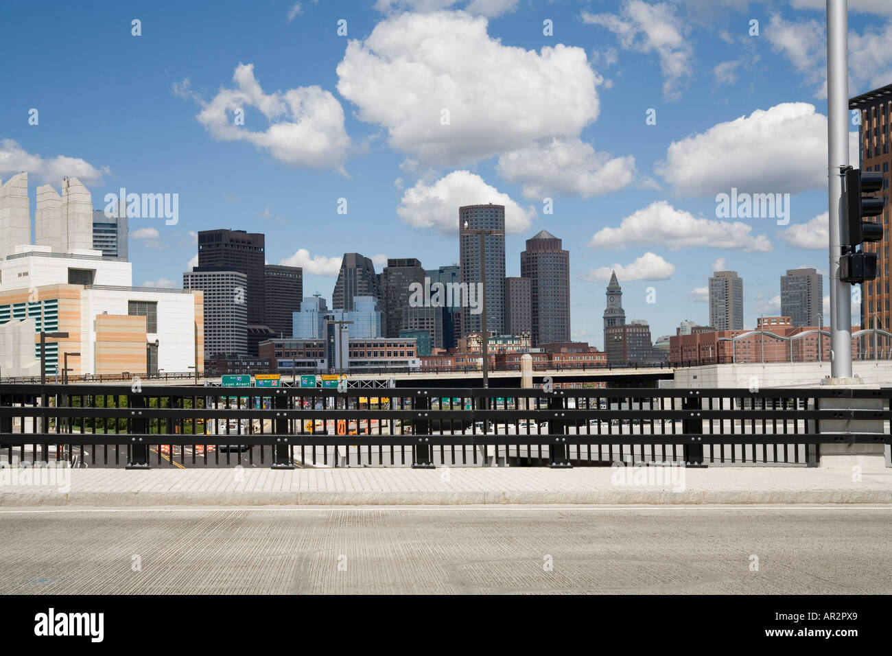 Distant view of boston skyline hi-res stock photography and images - Alamy