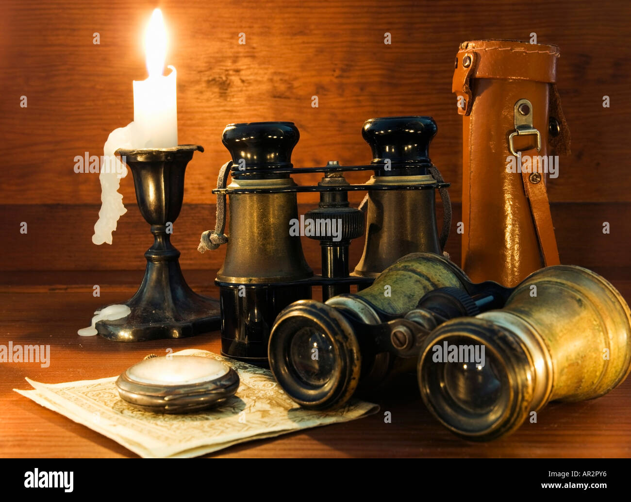 Leather map holder hi-res stock photography and images - Alamy